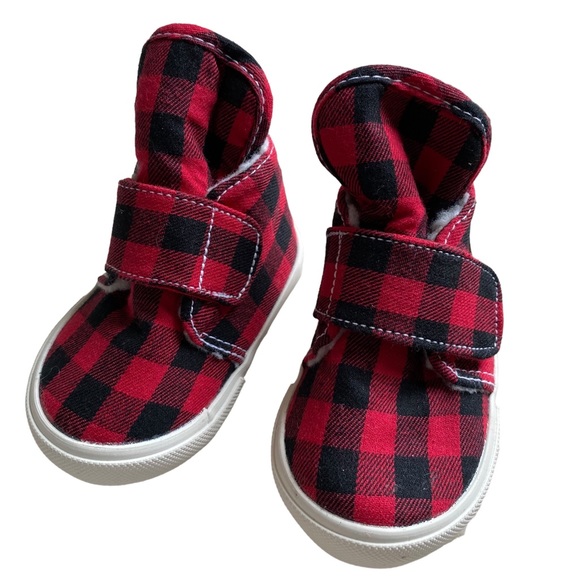 Sesame Street | Shoes | Sesame Street Elmo Plaid Cozy Velcro Boots Red ...